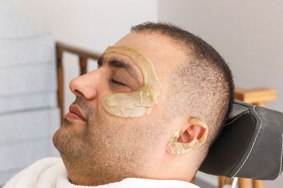 Smooth Skin Secrets Revealed Dealing With Ingrown Hairs Like A Pro ...