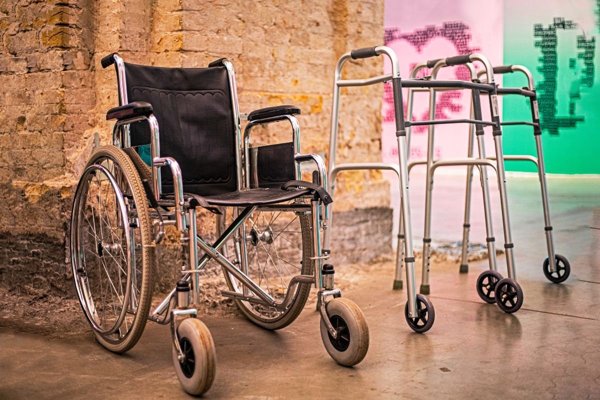 Choosing The Right Mobility Aid for Enhanced Freedom - TQS Magazine