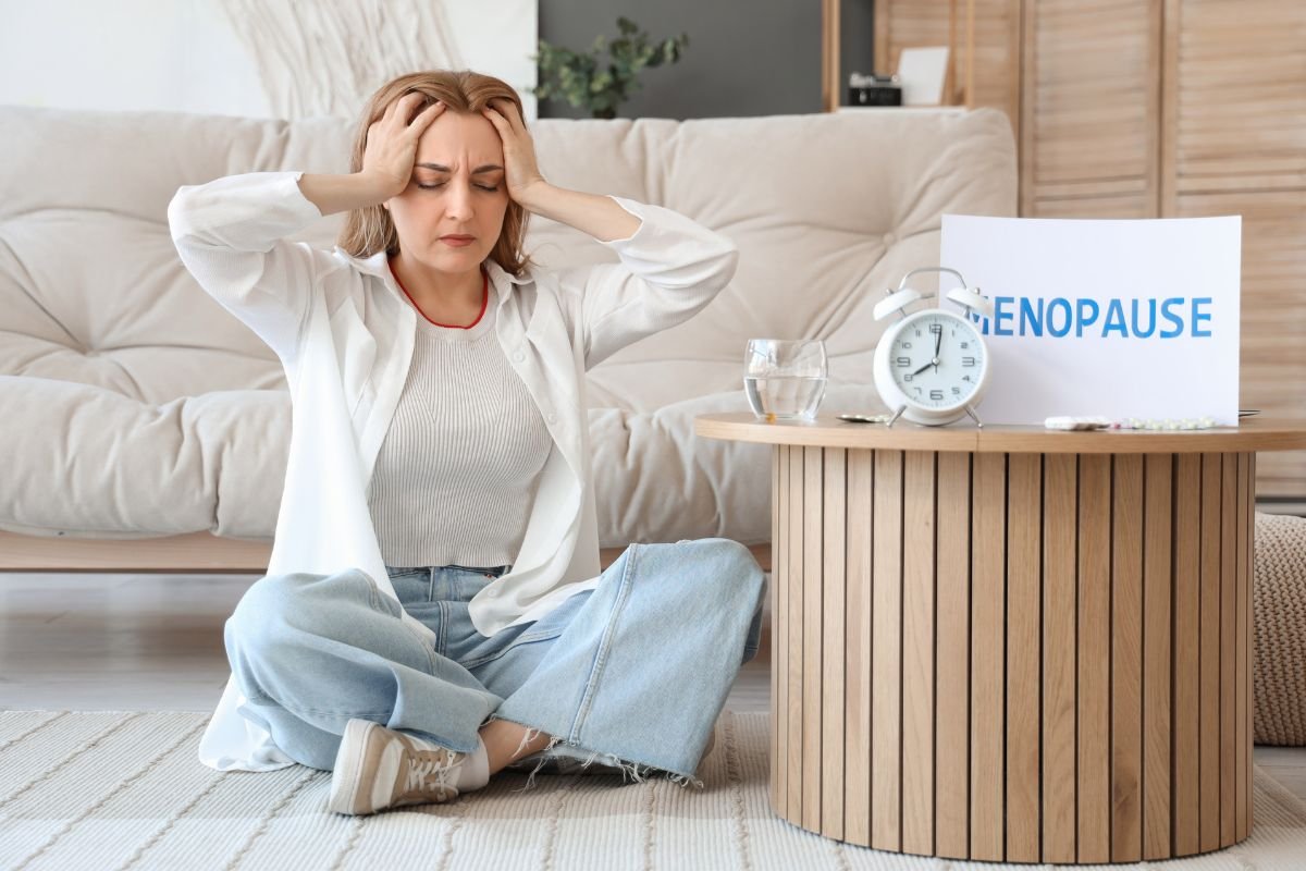 How to Manage Menopause Symptoms Naturally: Diet, Exercise & More - TQS ...